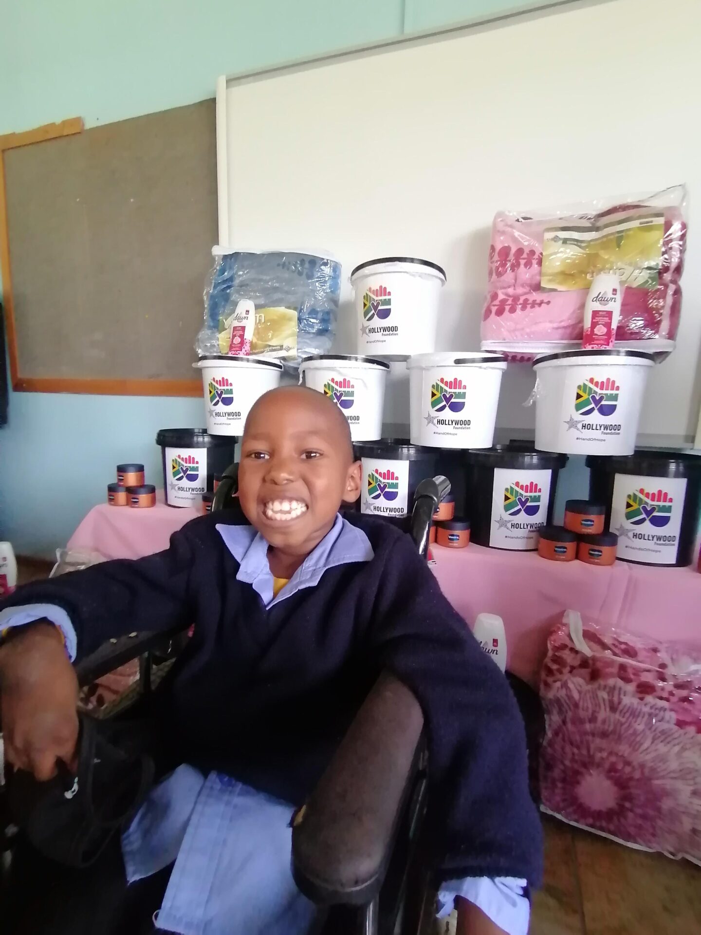 AM Moolla Spes Nova | Hollywood Foundation